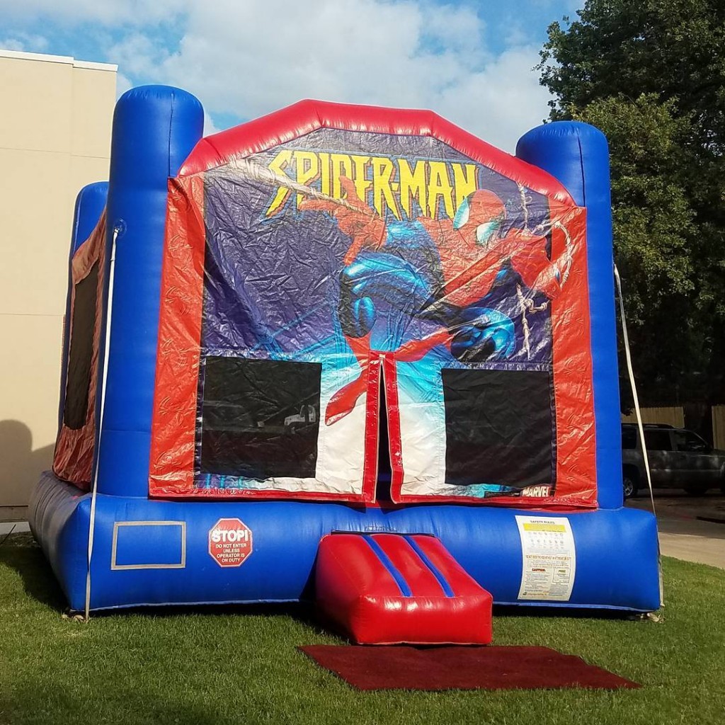 Spider-Man Bounce House - Jump City