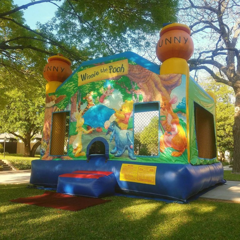 Winnie The Pooh & Tigger Bounce House - Jump City