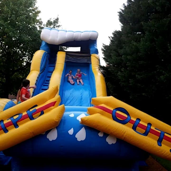 Wipe Out Water Slide - Jump City